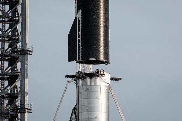 SpaceX worker injury rates at Starbase outpace industry rivals - NewsBreak
