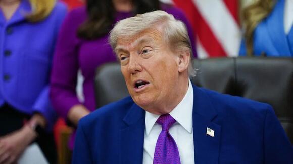 Donald Trump Shares Wild 'Shady Bunch' Meme Showing Barack Obama and ...