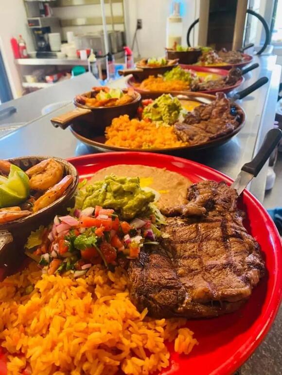 Iowans Name Their Favorite Cedar Valley Restaurants [GALLERY] - NewsBreak
