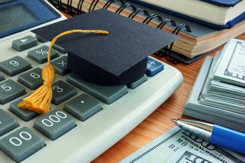 Discover Bank to sell student loan portfolio - NewsBreak