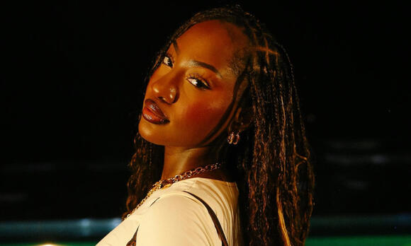 Tems: “Essence” Singer To Receive Breakthrough Honor At 2024 Billboard ...