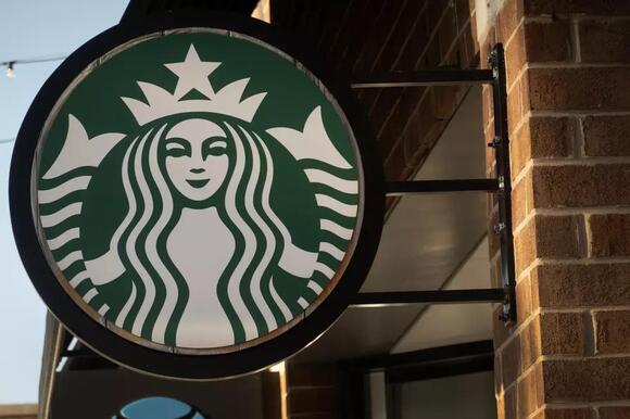 Car Smashes Through Front Of East Wenatchee Retail Store - NewsBreak