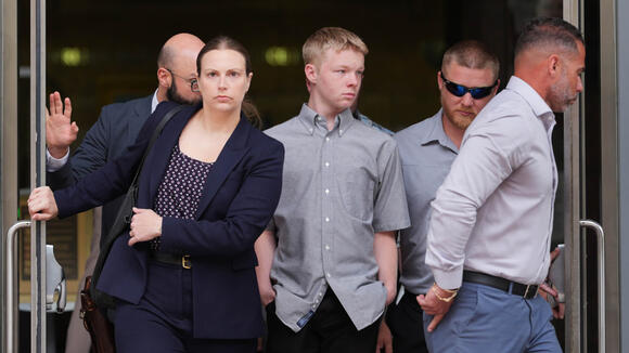 Anna Kepner’s ex-boyfriend says her stepbrother tried to climb into her ...