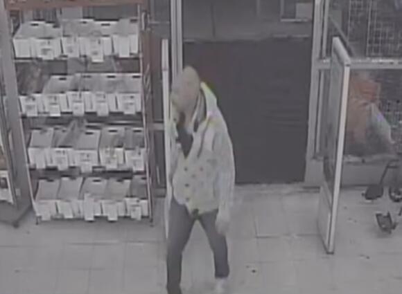 Southfield Police Seek Help Identifying Suspect in Michaels ‘Peeping ...