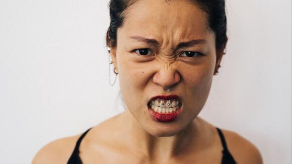 Unresolved Anger Issues: 20 Signs You Let Anger Get The Better Of You ...