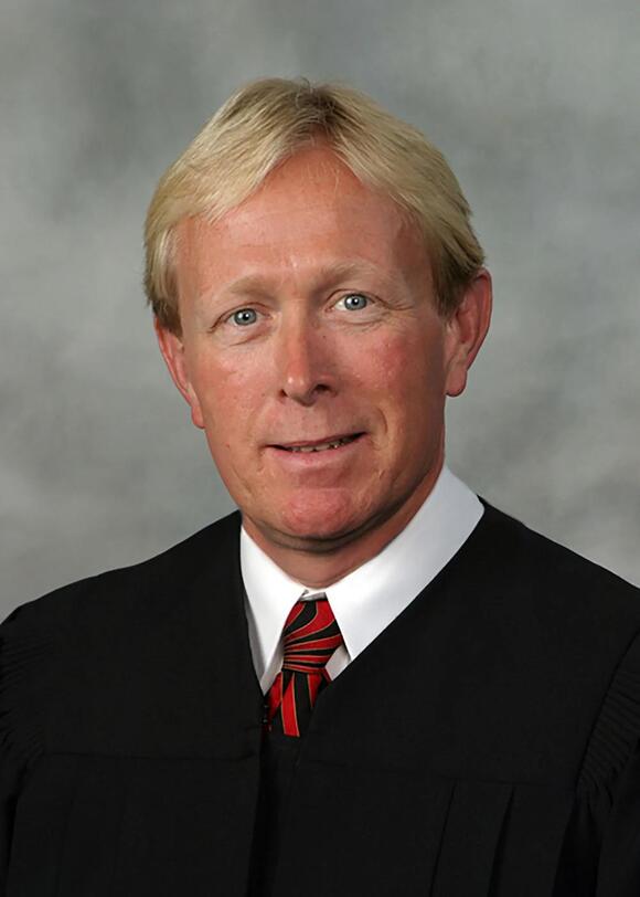 Are burritos and tacos considered sandwiches? Judge makes polarizing ...