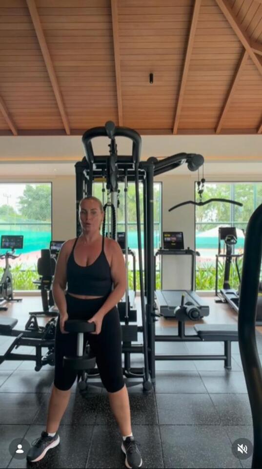 Josie Gibson, 41, Stuns Viewers with Her 'New Face' - Sparks Buzz Over ...