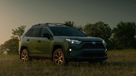 4 Cars Under $35K That Will Last Longer Than a Decade - NewsBreak