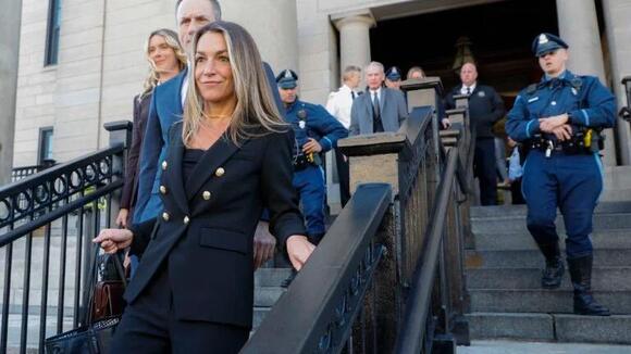 State Police investigating detective in Karen Read murder case - NewsBreak