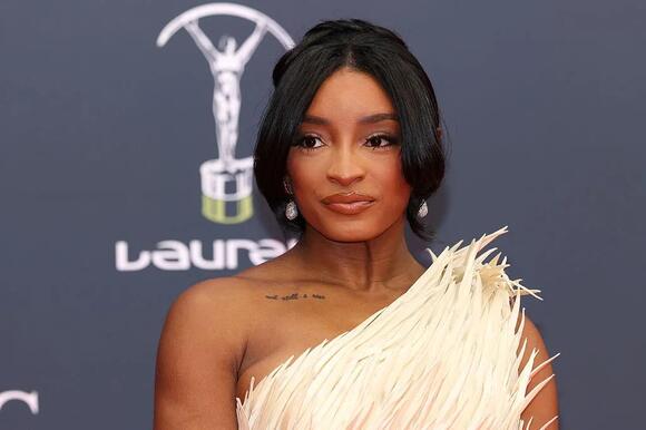 Simone Biles Just Brought Back This Retro Hairstyle—And It’s the Hair ...