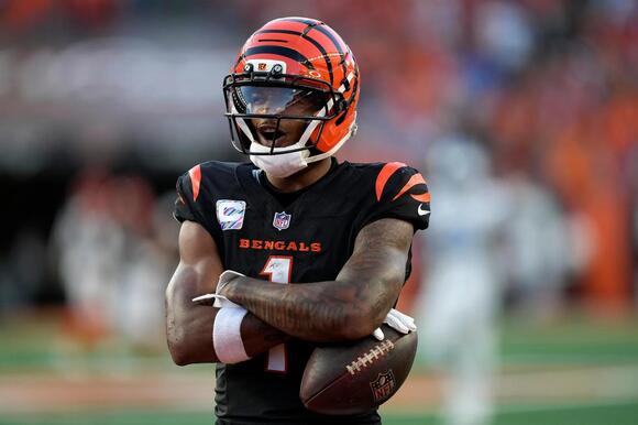 Ja’Marr Chase Injury Update: Surprise Illness Causes Havoc for Fantasy ...