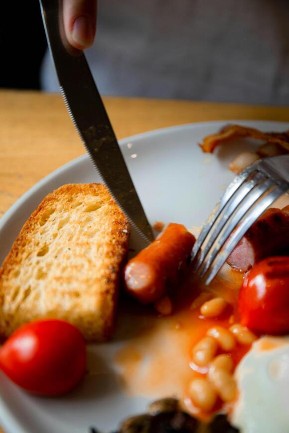 8 British Foods That Americans Tried for the First Time in 2026 and the ...