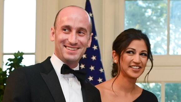 Stephen Miller Wooed His Wife With Romantic Border Security Chat ...