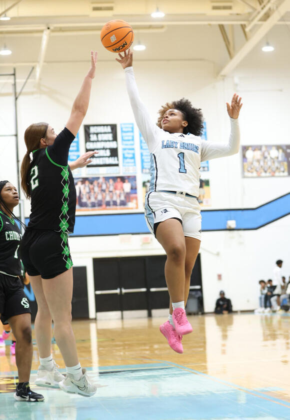 Beddingfield girls turn up heat on Spring Creek for 2nd win - NewsBreak