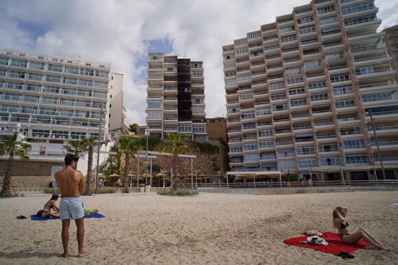 Two killed in Mallorca fire as flames engulf building in holiday hot ...
