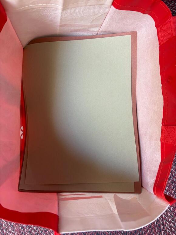 🎁 Freebies Up for Grabs in Burlingame — Books, Furniture & More - NewsBreak