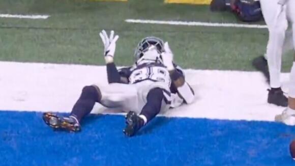 CeeDee Lamb Suffers Frightening Head Injury That Left Him Doing ...