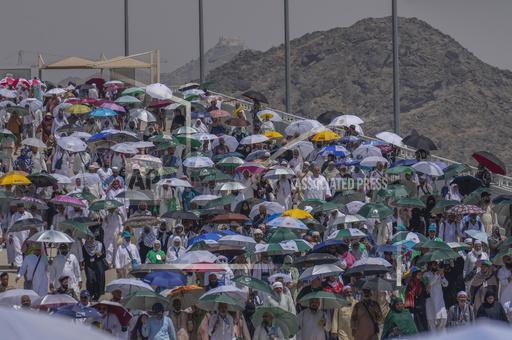 Hundreds died during this year's Hajj pilgrimage in Saudi Arabia amid intense heat, officials say