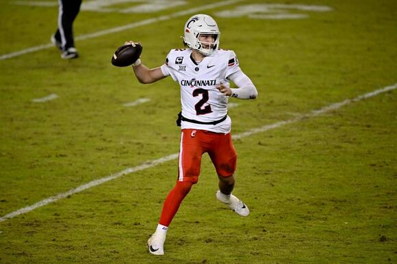 Texas Tech Faces $1M NIL Nightmare As Cincinnati Files Lawsuit Against ...