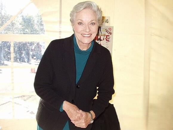 Lee Meriwether Turns 91: From 'Catwoman' To 'Time Tunnel' to 'Barnaby ...