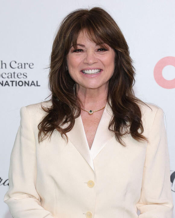 Valerie Bertinelli Just Went Insta-Official With Her New Boyfriend—Who ...
