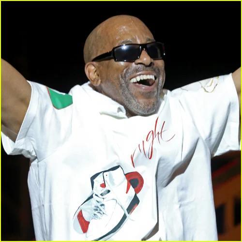 Who Is Handyman on 'The Masked Singer' Season 14? Clues, Guesses ...