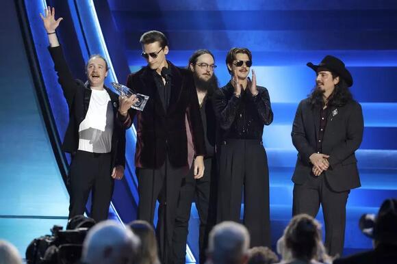 Who Are the Red Clay Strays? Meet the Group Taking Country by Storm ...