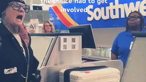 ‘I Am Freaking Out Right Now!’: White Woman Launches Into Racist Tirade ...