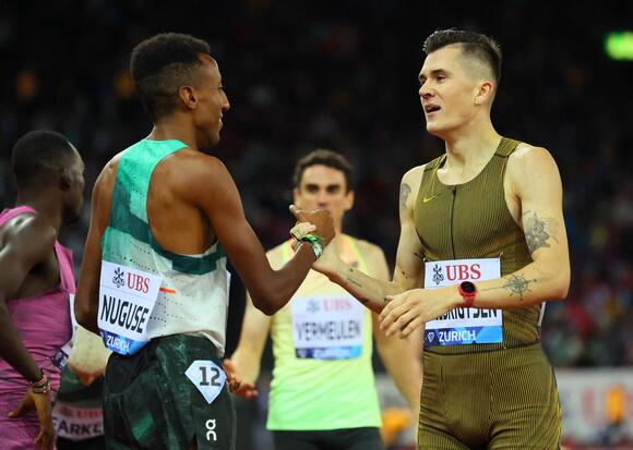 Dina Asher-Smith continues strong form as Jakob Ingebrigtsen suffers ...