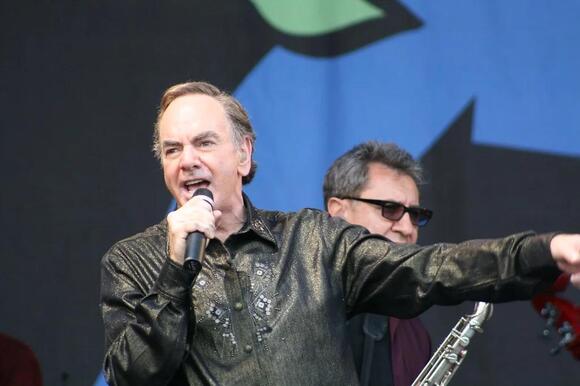 20 Songs That Became Unofficial National Anthems - NewsBreak