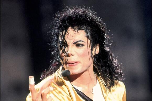 Michael Jackson's autopsy reveals bizarre list of mystery scars all ...