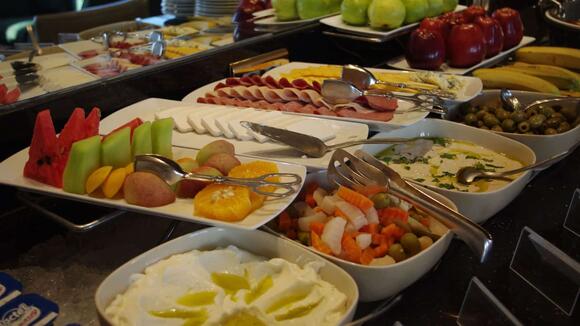 6 once-beloved buffet restaurants only Baby Boomers still remember ...