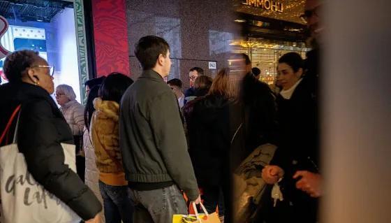 Retailers Add Holiday Gift Return Fees: What Shoppers Need to Know ...