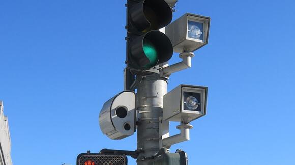 Florida judge says red-light camera tickets may be unconstitutional ...