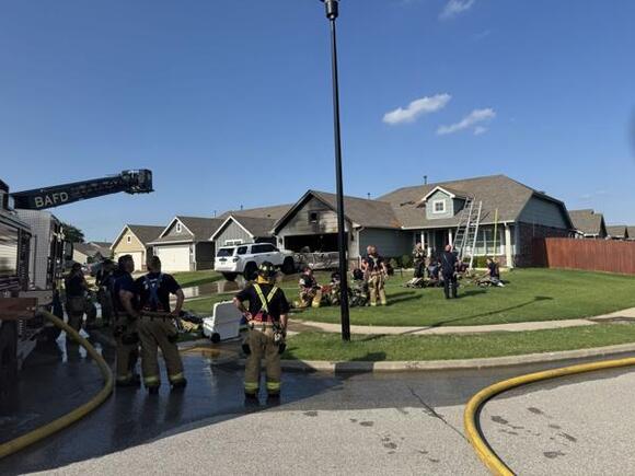 Firefighters respond to car fire in garage of Broken Arrow home - NewsBreak