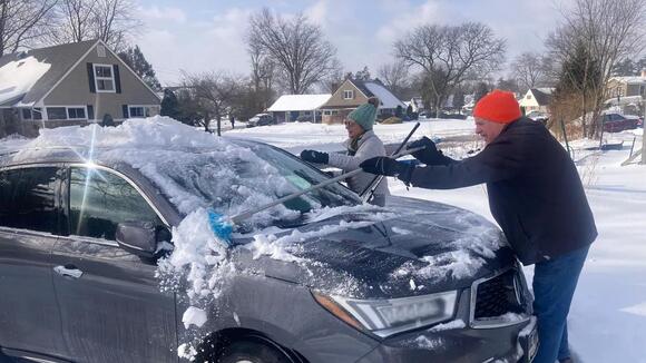 Bucks County digs out after big storm, while kids enjoy snow day ...
