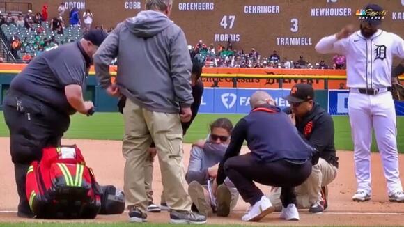 Detroit Tigers Ground Crew Member Caught On Live TV Flipping Off The ...