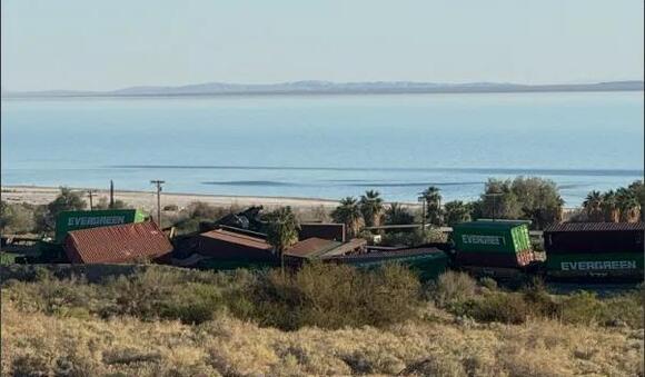 Update: Train traffic moving again while crews continue to clean-up the ...