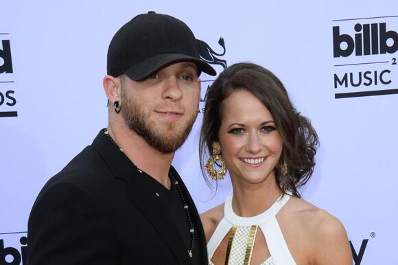 Brantley Gilbert extends 'Off the Rails' tour into October