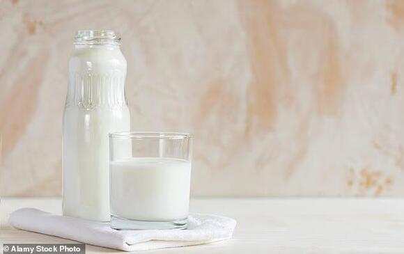 Nutritionists reveal the benefits of drinking milk - and why creamier ...