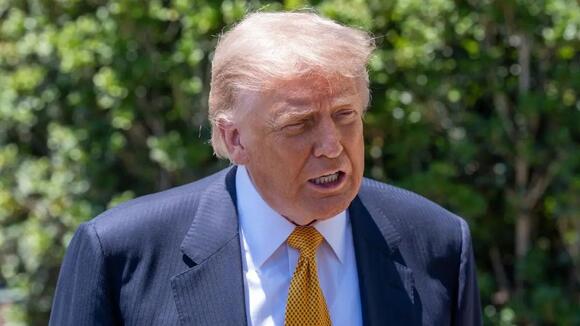 Trump Calls Sean Duffy's Wife 'Beautiful' in Bizarre Message During D.C ...