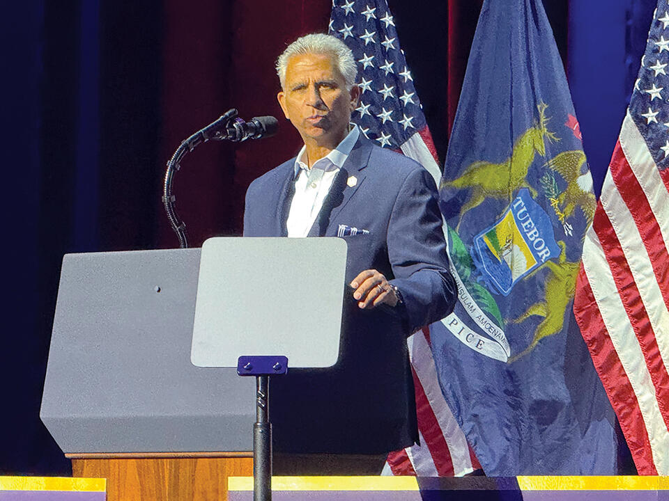 Survey Shows Opinions Vary on State’s Economy - NewsBreak