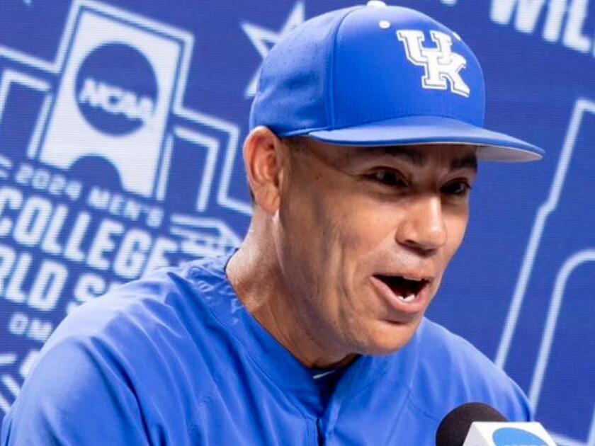 Kentucky pitchers Carson Applegate, Colby Frieda enter NCAA Transfer Portal