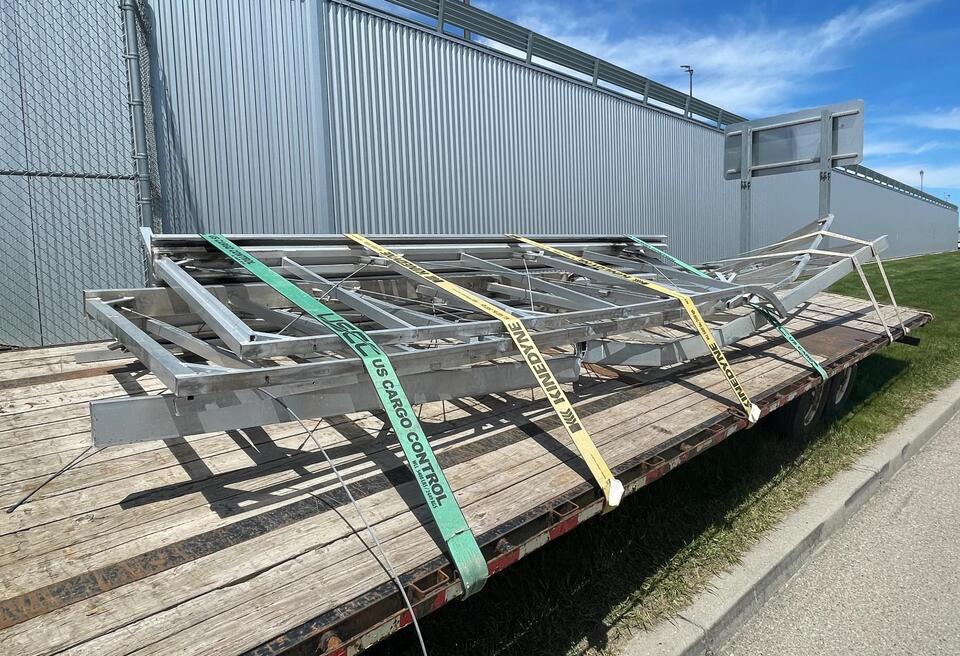 Depew man faces federal charges for airport breach - NewsBreak