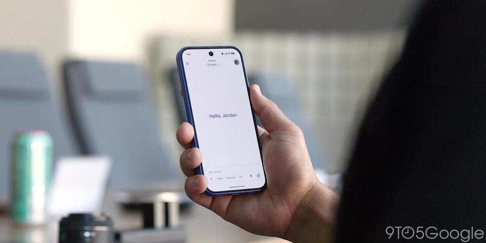 Gemini app rolls out ‘Tools’ prompt bar redesign on Android, iOS ...