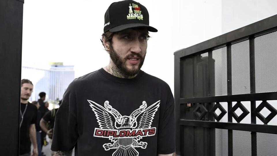 “I've never scammed anyone”: FaZe Banks officially steps down as CEO of ...