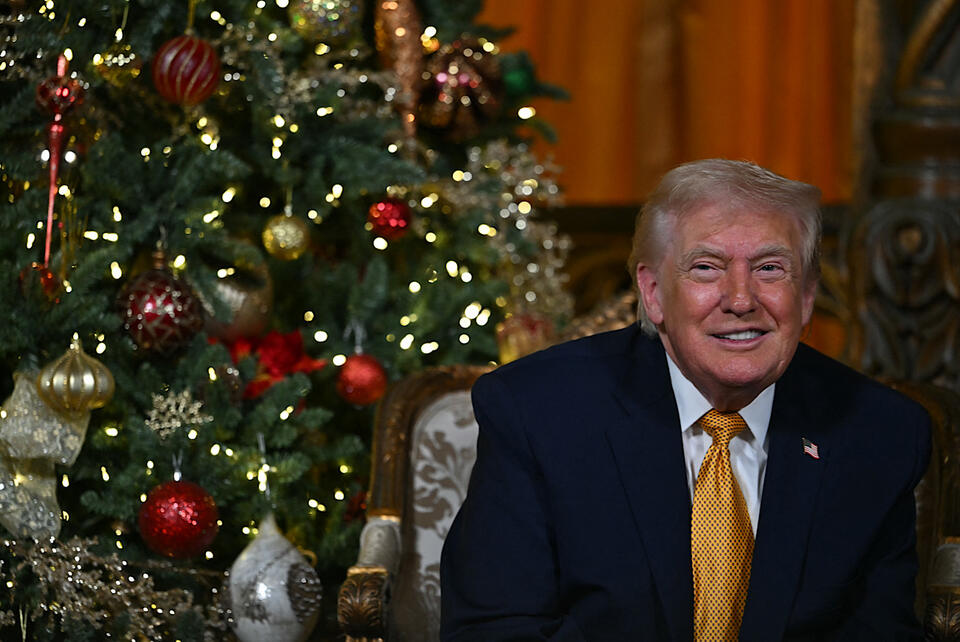 Donald Trump Wishes Americans A Merry Christmas, Including ‘The Radical ...