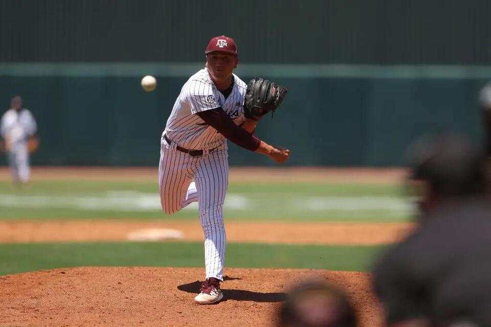 Texas A&M’s Chris Cortez dominates Oregon - NewsBreak