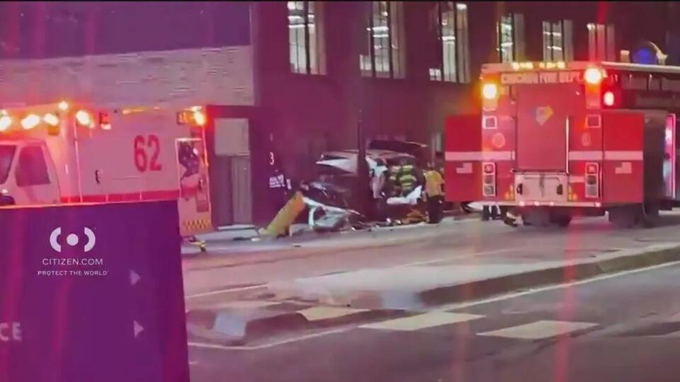 4 hospitalized in crash on Chicago’s North Side - NewsBreak