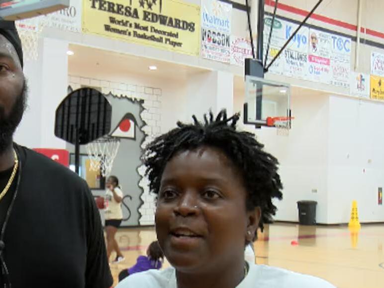 Latoya Brown teams up with Cairo High School for basketball camp